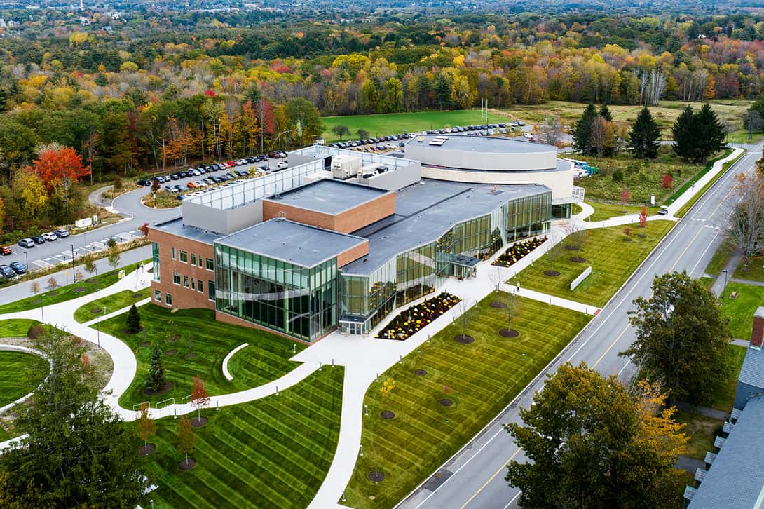 Gordon Center Officially Opens - Colby News